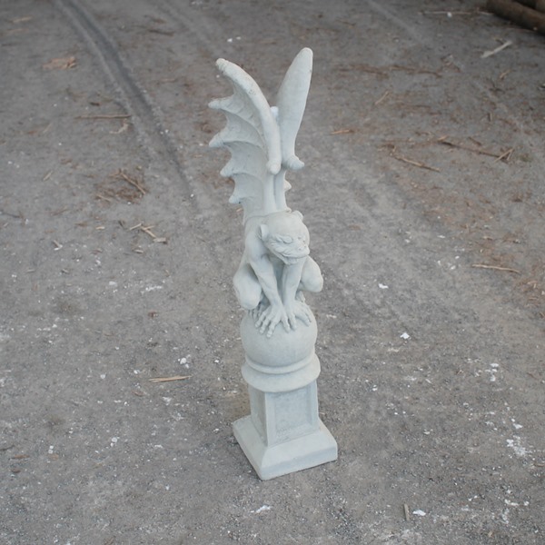 Gargoyles Archives | Concrete Garden Supply